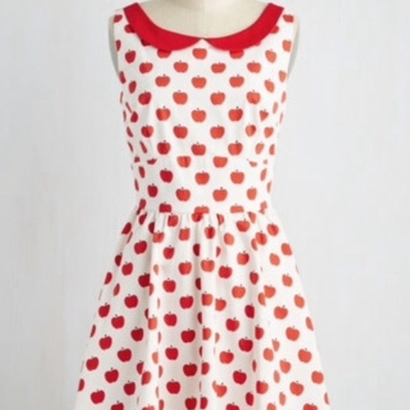 Modcloth | Dresses | Rare L Red Apple Collared Dress From Modcloth ...